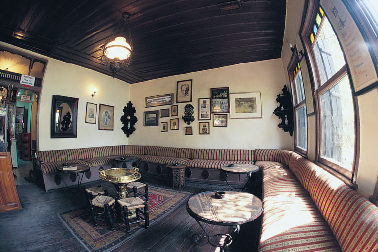 The Pierre Loti cafe @Istambul – Worlds Cafes